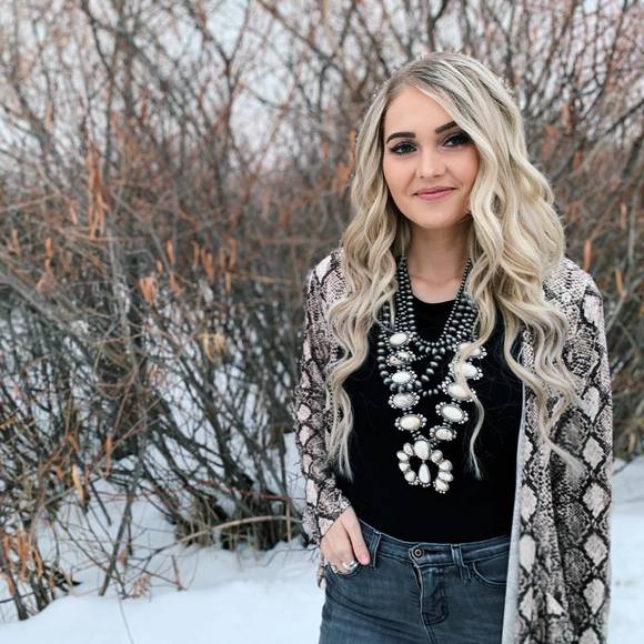 Kaylee's Closet (@kbrynn98) | Poshmark